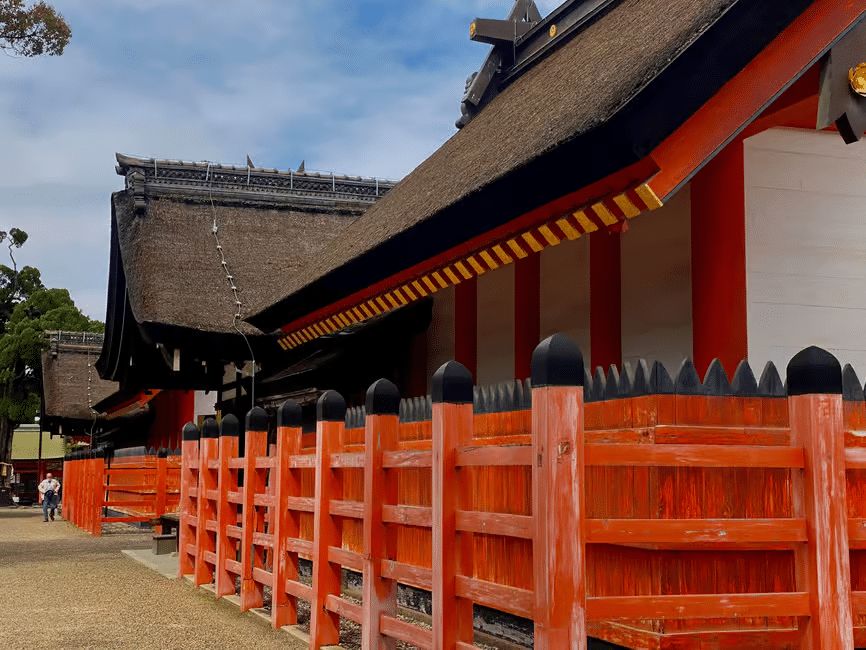 Tour delle leggende del santuario di Sumiyoshi con bevanda giapponese a ...